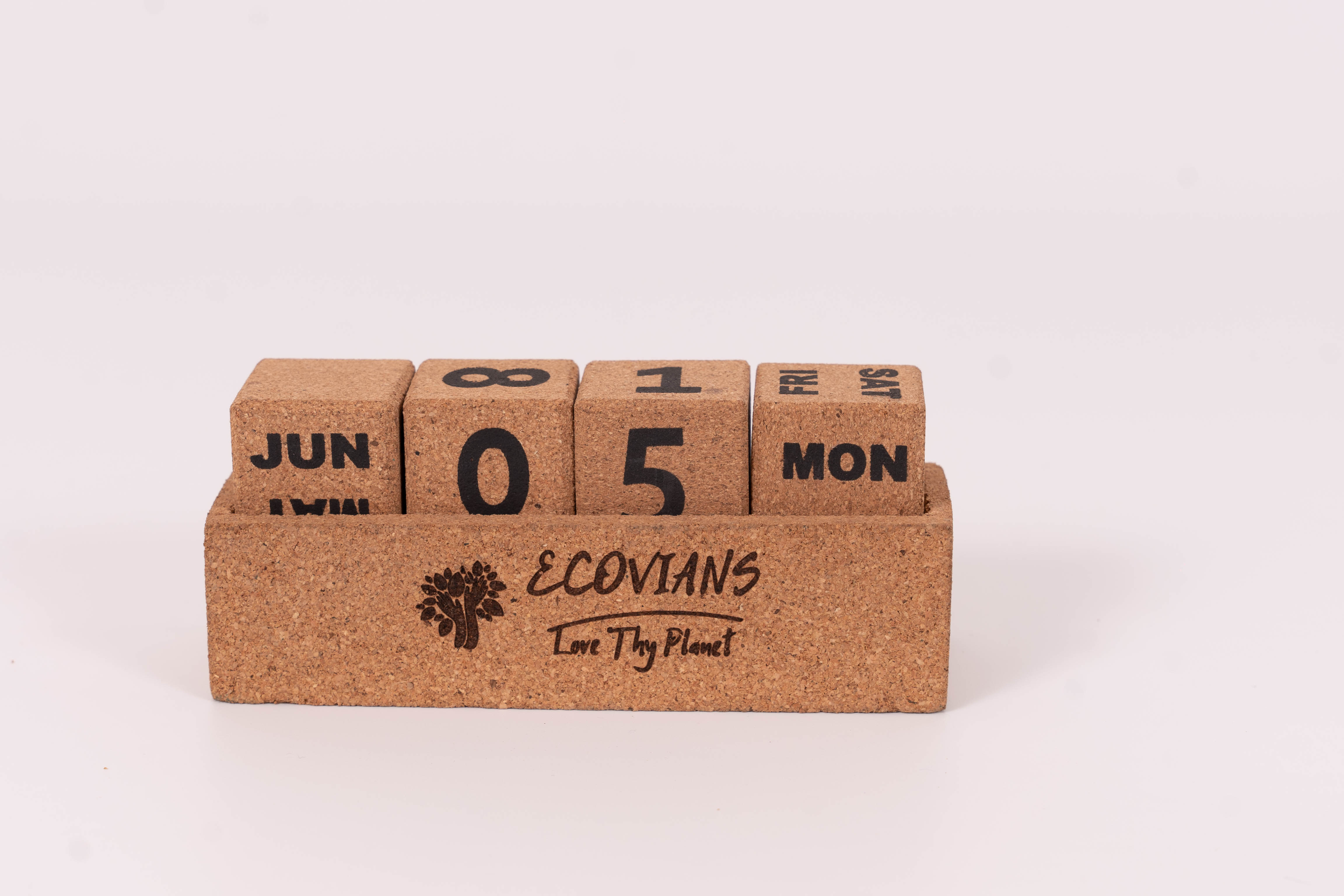Cork Perpetual Calendar (4 Cubes) | Reusable Eco-Friendly Desk Calendar ...